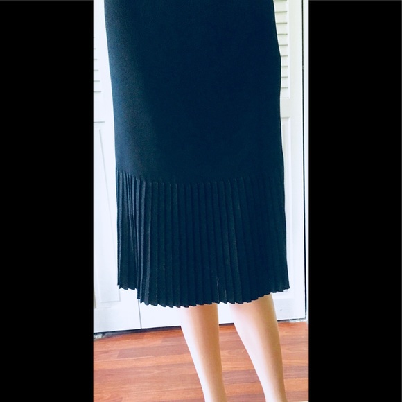 Misook | Skirts | Misookstunning And Sophisticated Pleated Skirt | Poshmark